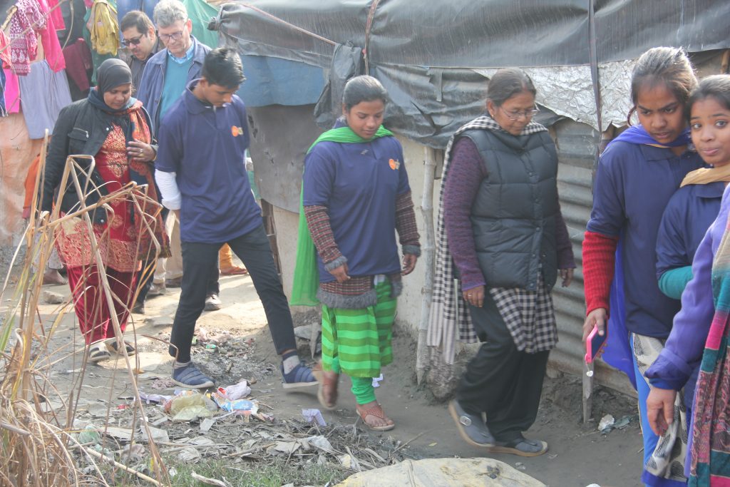 A Visit to East Delhi River Bed Slum - Dr Stephen Curran